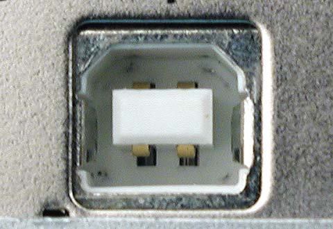 写真で分かるUSB Standard-B（スタンダードB）：ケーブル＆コネクタ図鑑 - ＠IT