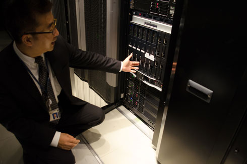 HP「NonStopサーバー」って？／フェイスブックの中の人に聞いたMySQL 5.6の使い方：Database Watch（2013年12月版）（1/2 ページ） - ＠IT