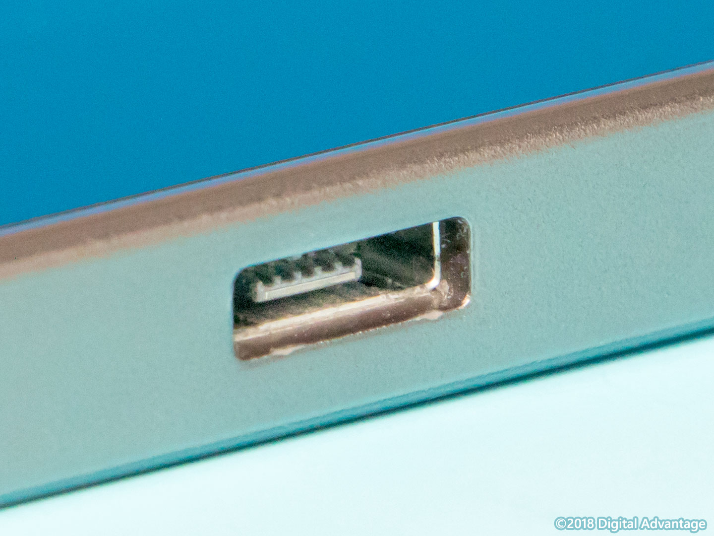 写真で分かるUSB 2.0 Micro-AB（マイクロAB）コネクター：ケーブル＆コネクタ図鑑 - ＠IT
