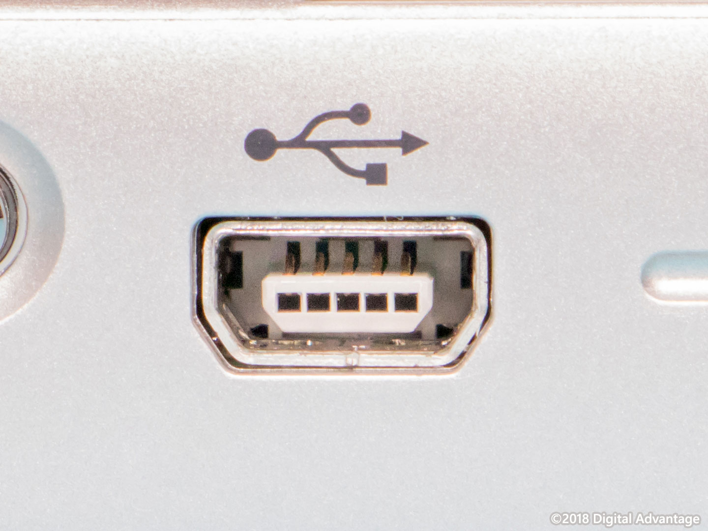 写真で分かるUSB 2.0 Mini-AB（ミニAB）コネクター：ケーブル＆コネクタ図鑑 - ＠IT