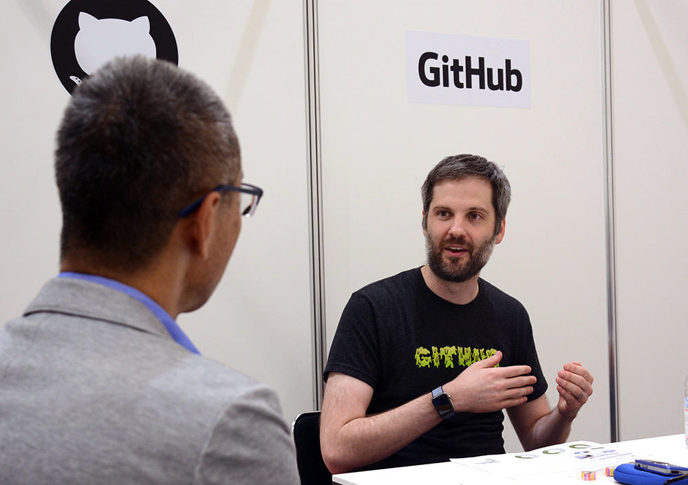 Rubyがきっかけで、「www（草生える）」を英語で解説――GitHubのエンジニアが語る、“世界とつながるスキル”：Go Abekawaの ...